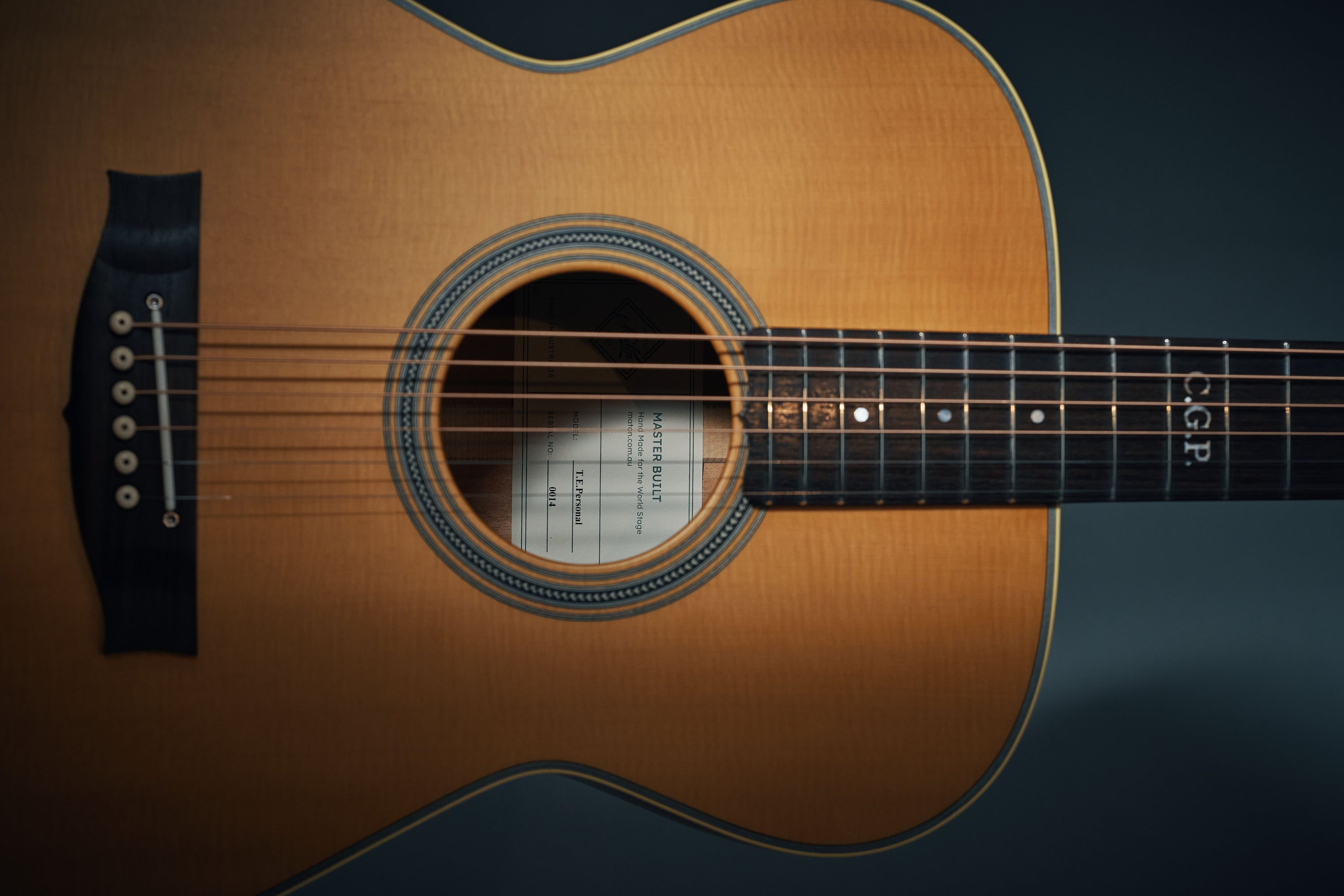 Guitarstore.ae | Pro Guitar Store & Guitar Repair Center, Dubai